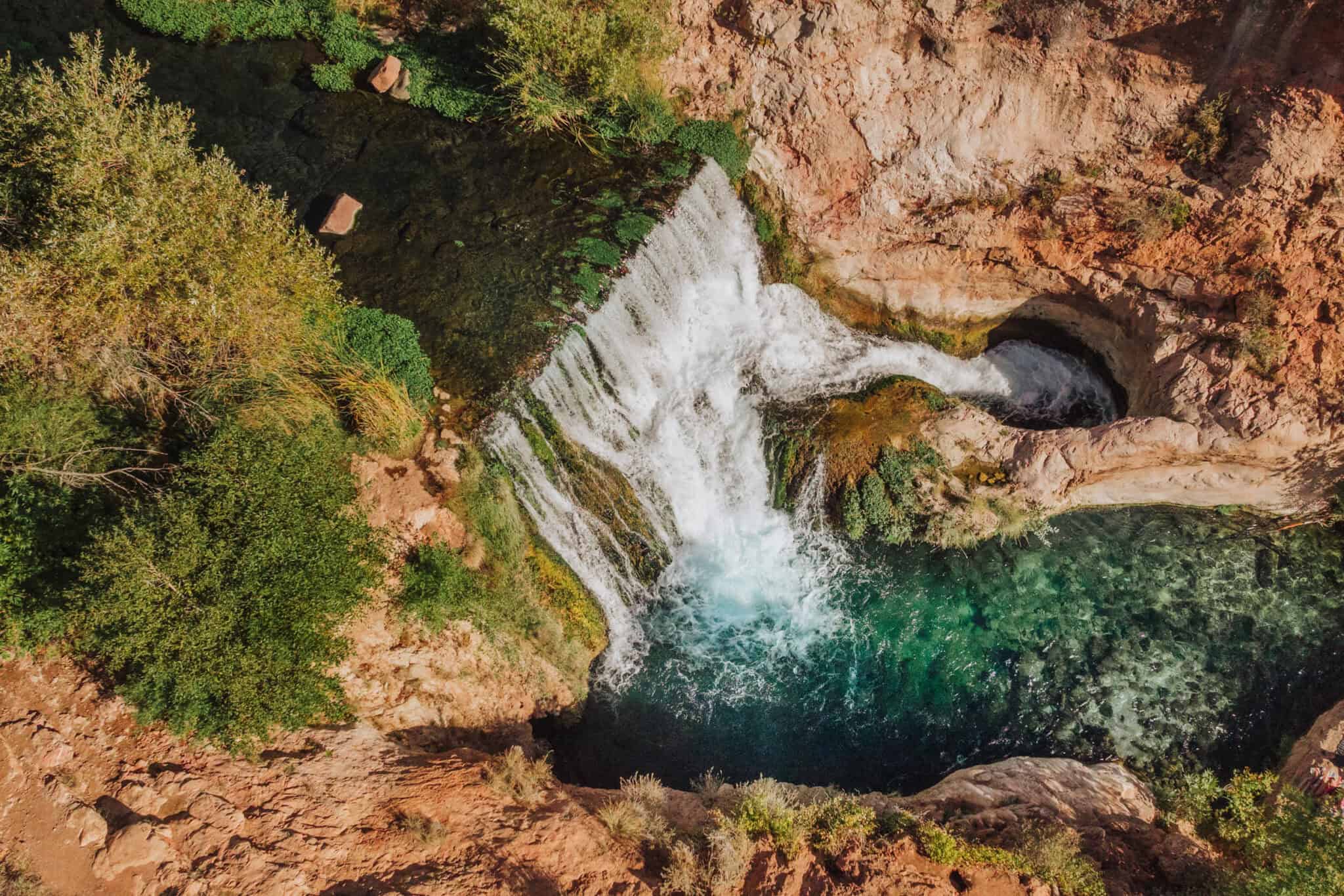 Fossil Springs: Hike The Bob Bear Trail to the Waterfall – Arizona Detours